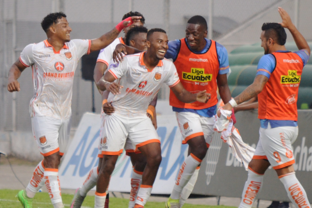 Orense remonta a Libertad en Machala - El Crack